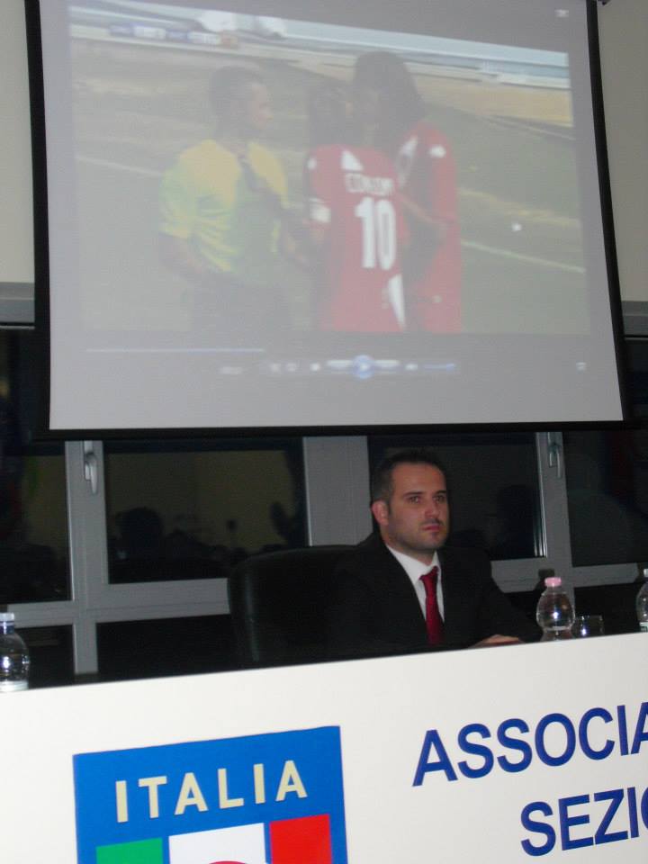 Arbitri di calcio, Marco Carrelli promosso tra gli assistenti in serie ...