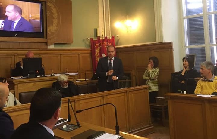 L’aula consiliare della Provincia di Campobasso dedicata ad Antonio ... L’aula consiliare della Provincia di Campobasso dedicata ad Antonio ...